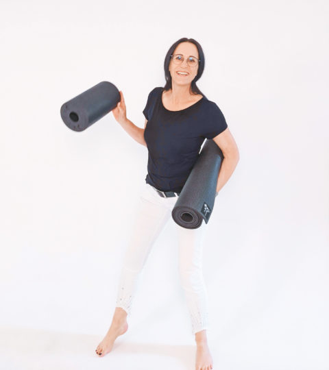 KiYo Kursleiterin - kinderyoga.imflusssein.com